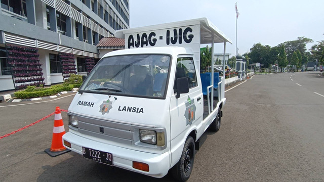 Ajag-Ijig & Ambulans Disediakan untuk Calon Haji Lansia di Asrama ...