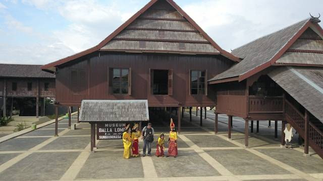 Mengunjungi Museum Balla Lompoa untuk Napak Tilas Kejayaan Kerajaan ...