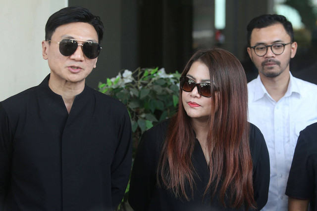 Anji Usai Resmi Cerai dengan Wina Natalia: Kita Akan Terus Menjadi Keluarga | kumparan.com