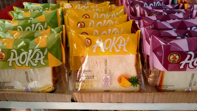 Fakta-fakta Roti Aoka yang Viral, BPOM: Roti Aoka Aman, Roti Okko ...