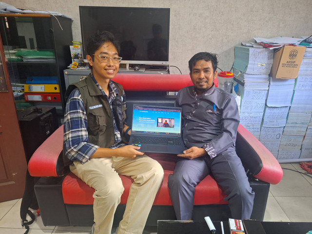 Inovatif! KKN 15 Bina Desa Buat Website Pusat Informasi Desa Badak ...