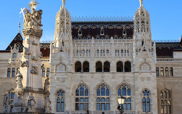 Contoh Republik Parlementer, Pengertian, dan Ciri-cirinya | kumparan.com