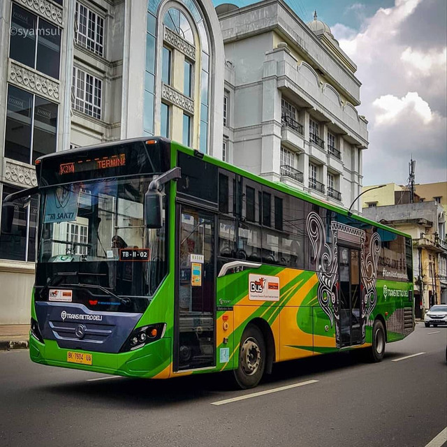 Bus Trans Metro Deli Tak Beroperasi Hari Ini, Bobby Mau Ambil Alih ...