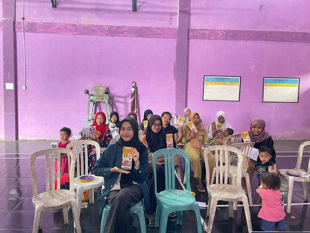 Tim KKN UNDIP Optimalkan Manajemen Keuangan Keluarga Menggunakan ...