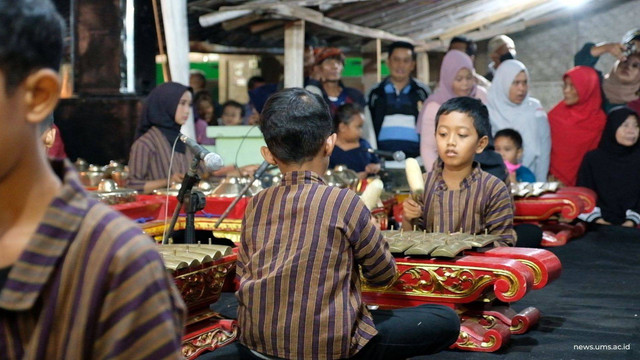 Generasi Muda Peduli Budaya! Tim PPK Ormawa BEM FKIP UMS Adakan ...