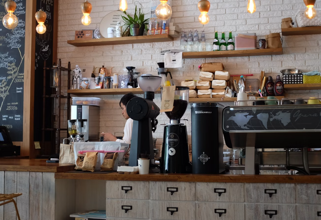 3 Tempat Ngopi di Bulak yang Memiliki Suasana Cozy | kumparan.com