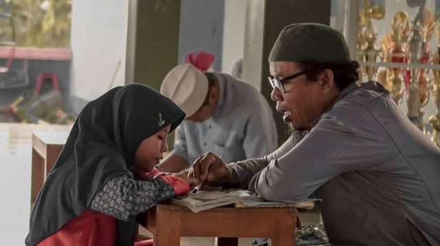 10 Indikator Muslim yang Benar dan Baik dalam Islam | kumparan.com
