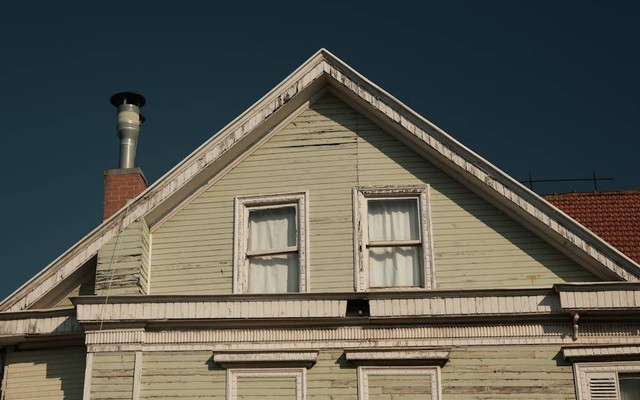 Omah Lowo Solo: Sejarah Bangunan, Lokasi, dan Daya Tariknya | kumparan.com