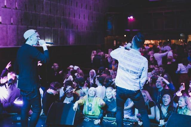 Makna Lagu 8 Letters dari Why Dont We | kumparan.com