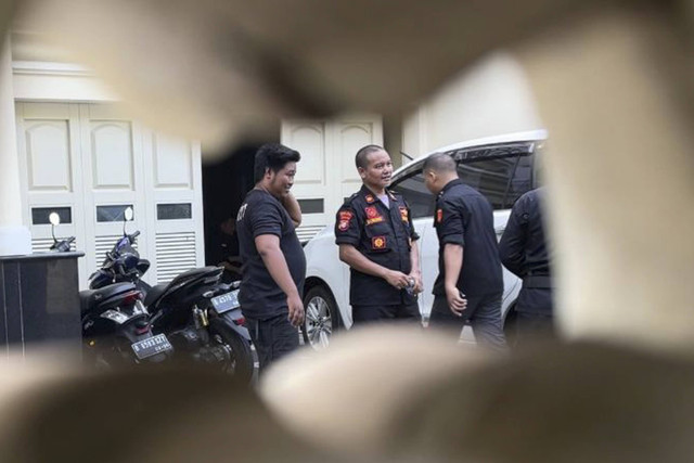 Usai Temukan Uang Hampir Rp 1 T, Kejagung Cari Apalagi di Rumah Zarof ...