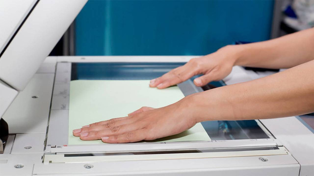 Scanner adalah Contoh Perangkat Input, Ini Cara Kerjanya | kumparan.com