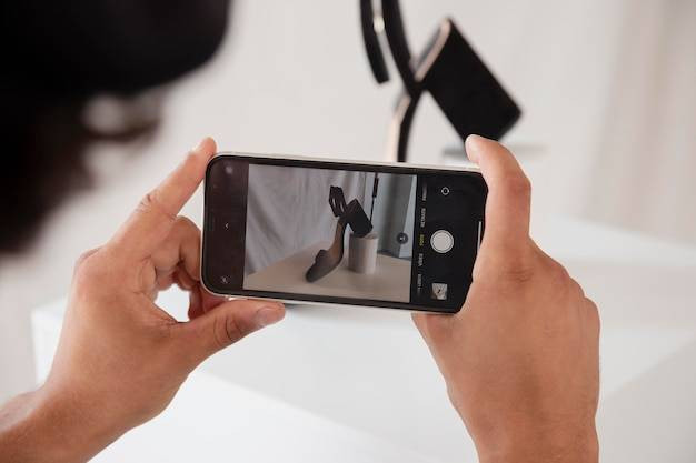 3 Cara Membuat Watermark Kamera iPhone dengan Mudah | kumparan.com