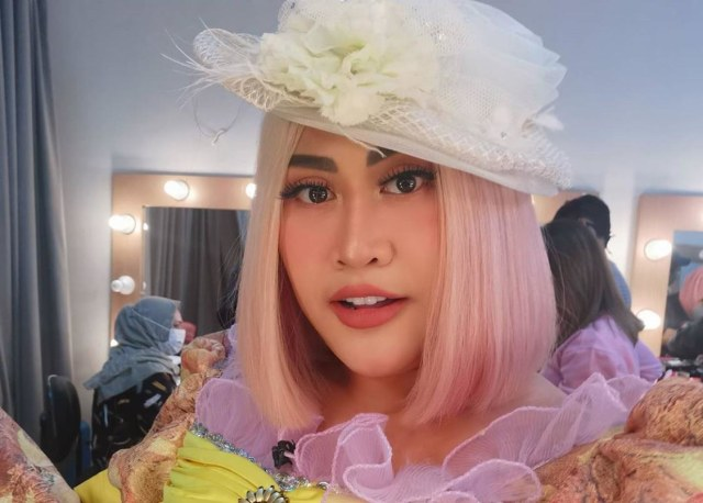 Biodata Boiyen dan Perjalanan Kariernya yang Penuh Lika-Liku | kumparan.com