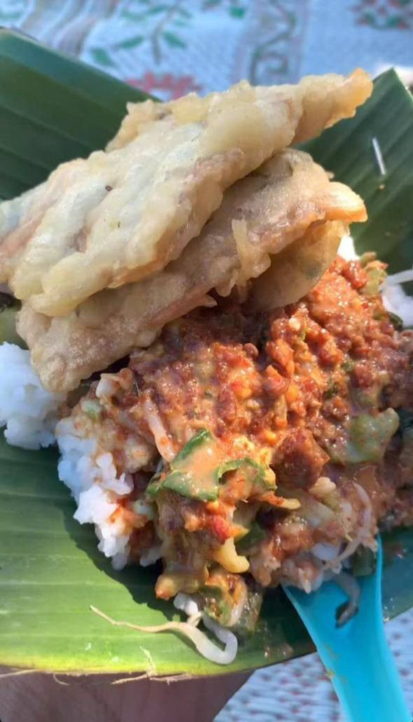 Makanan Khas Grobogan (Nasi Pecel Gambringan) | kumparan.com