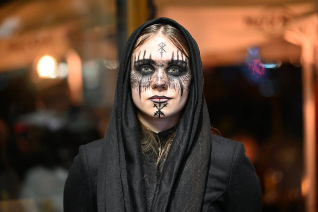 5 Rekomendasi Series Vampire yang Bikin Merinding | kumparan.com