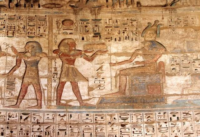 Tutankhamun : Studi Antropologi tentang Firaun Muda Mesir Kuno ...