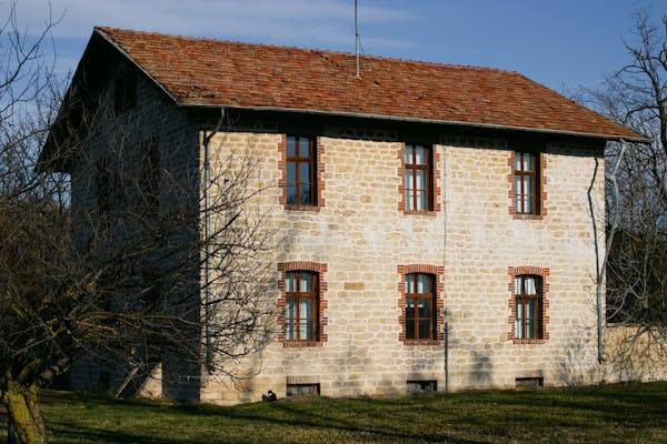 Legenda Aji Saka yang Menginspirasi dalam Sejarah Jawa | kumparan.com