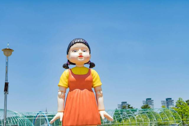 Apa Nama Boneka Squid Game? Begini Asal-usul Karakter dan Budayanya ...