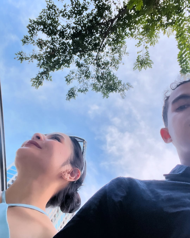 Pacaran dengan Omara Esteghlal, Prilly Latuconsina: Senang, Mama-Papa ...