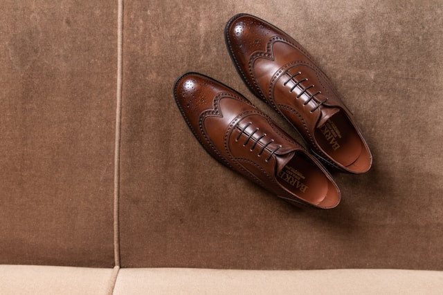 5 Rekomendasi Sepatu LV untuk Pria, Mewah dan Keren | kumparan.com
