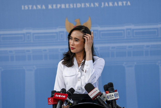 Menteri Pariwisata Minta Pemda dan Polisi Tertibkan WNA Pelanggar Aturan di Bali | kumparan.com