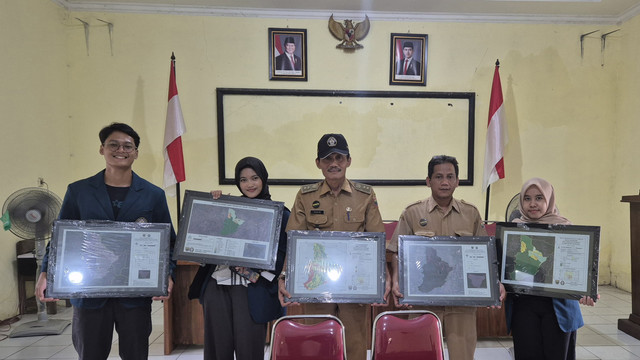 Mahasiswa KKN UNDIP Buat Peta Penggunaan Lahan Jatisari Berbasis SIG | kumparan.com