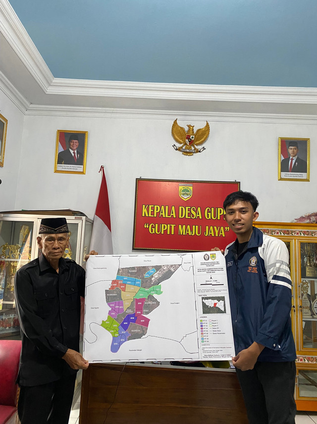 Mengurai Batas Wilayah: Mahasiswa Undip Wujudkan Peta Administrasi Desa Gupit | kumparan.com