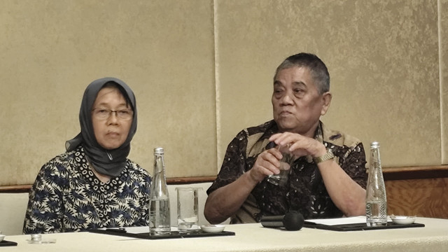 Eks Pegawai OCI Bantah Ada Pemain Sirkus Dirantai hingga Dijejali Kotoran Gajah | kumparan.com