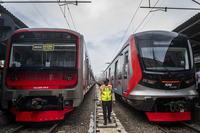 KAI Commuter Terima KRL dari China dan INKA, Segera Operasikan 96 Unit ...