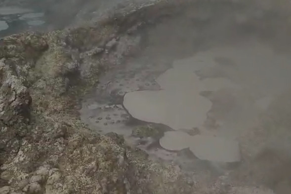 Semburan Air Panas di Madina Sudah Ada Sejak Puluhan Tahun, Meluas di ...