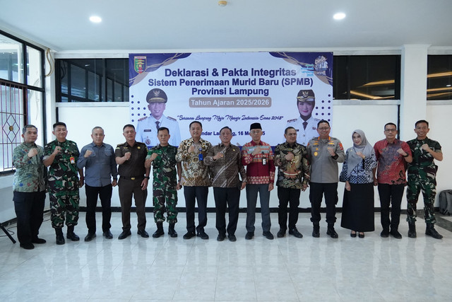 Pemprov Lampung Resmikan Sistem Penerimaan Murid Baru Gantikan PPDB | kumparan.com