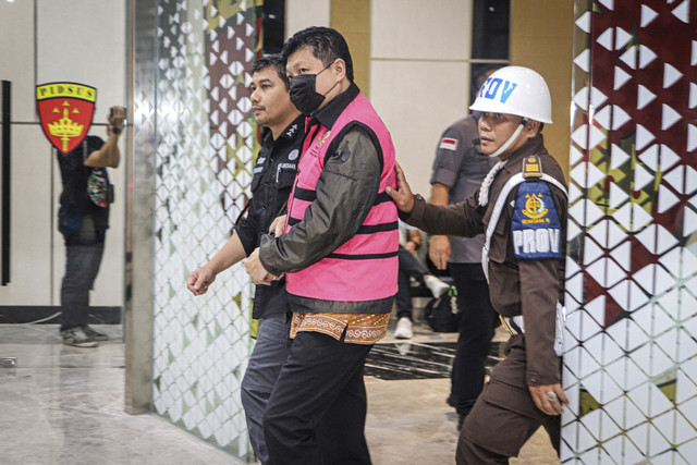 Bos Sritex Iwan Setiawan Jadi Tersangka Korupsi Kredit, Ini Konstruksi Kasusnya | kumparan.com