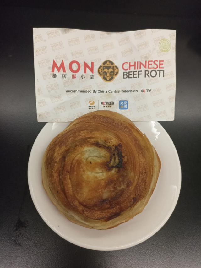 Sabar Mengantri Demi Menikmati Mon Chinese Beef Roti | kumparan.com