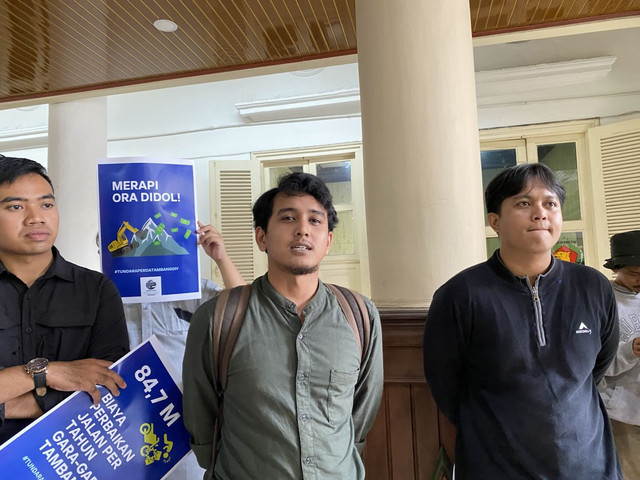 Walhi Jogja: Tambang di DIY Sebabkan Warga Harus Dalamkan Sumur Tiap Tahun | kumparan.com