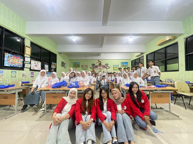 UMB Ajak Siswa SMAN 63 Jakarta Cerdas Bangun Citra Diri Lewat Media ...