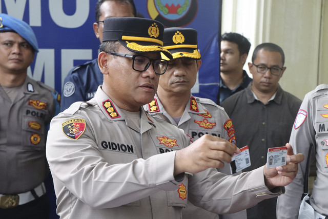 Pengedar SIM Palsu di Medan: Beli SIM Bekas, Edit, lalu Jual Seperti ...