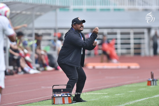 Imran Nahumarury Dipecat Malut United, Liga 1 Terancam Tanpa Pelatih ...