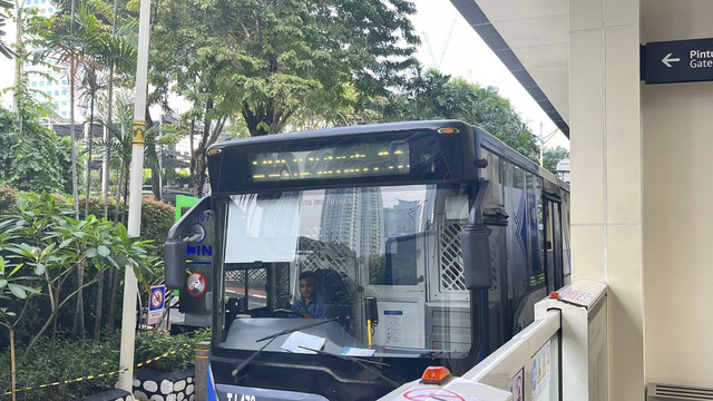 Pramono Resmikan Rute Baru TransJabodetabek Bekasi-Galunggung | kumparan.com