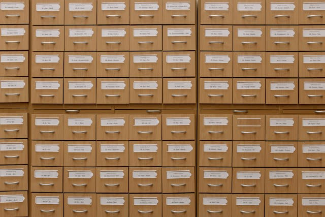 4 Instrumen Kearsipan yang Digunakan dalam Pemeliharaan Arsip ...