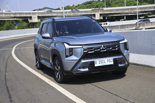 Harga Mobil Mitsubishi Destinator dan Spesifikasinya | kumparan.com