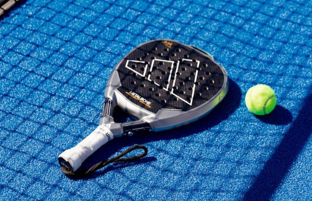 Harga Raket Padel dari Berbagai Merek yang Cocok untuk Pemula ...