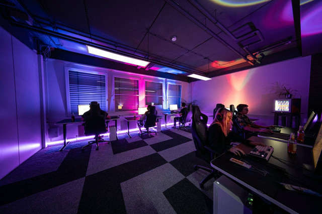 Daftar Nickname Spasi FF Agar Unik dan Tampil Beda | kumparan.com