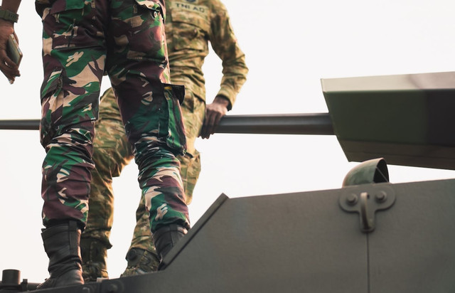 Apa Itu Darurat Militer? Ini Penjelasan dan Dampaknya Bagi Negara ...