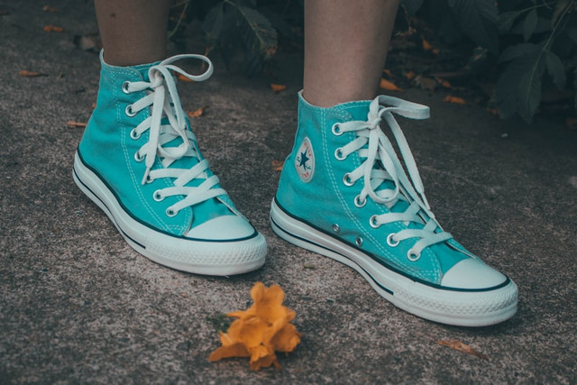 Harga Sepatu Ventela Ori Terbaru 2025, Pencinta Fashion Wajib Tahu ...