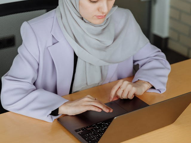 3 Contoh Surat Edaran yang Berisi Pesan Bad News di Berbagai Bidang ...