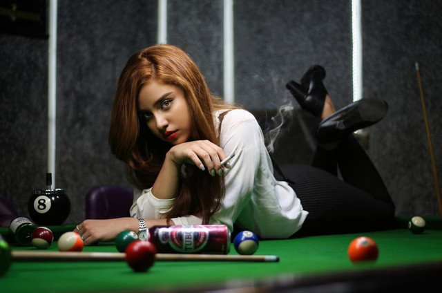 8 Prompt Gemini AI Foto Main Billiard yang Keren dan Sporty | kumparan.com