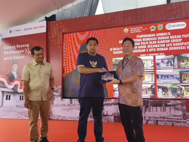 Cara PT Djarum Tingkatkan Taraf Hidup Warga Jateng: Bedah Rumah-Bangun ...