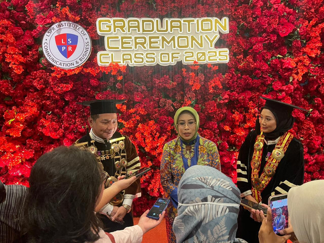 LSPR Institute Serta Kementerian Sosial RI Hadir Dalam LSPR Graduation ...