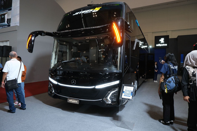 Foto: Bus Sleeper Mewah, Pakai Sasis Premium Mercedes-Benz O 500 RSD ...