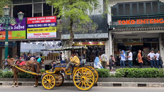Delman, Romantisme Klasik di Tengah Hiruk Pikuk Malioboro | kumparan.com
